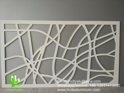 China Powder Coated Aluminum Privacy Screen with Customizable Patterns and 2.5m Height for Metal Facade Cladding for sale