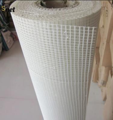 China 140g Self Adhesive Fiberglass Mesh 5*5mm C Glass Fiber Glass Mesh White for sale