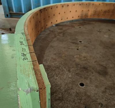 China 6100 BGO Brass Wire Reinforced Woven Brake Lining Roll with Aramid Fiber for High Temperature Resistance for sale