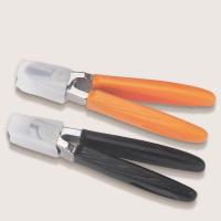 China Customized Pedicure Nail Clipper Plastic Handle Cuticle Nipper Tool for sale