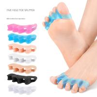 China Soft Silicone Feet Toe Separator Pedicure OEM Gel Toe Spacers for sale