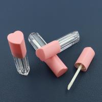 China 3ml Heart Shape Screen Printing Lip Gloss Tubes Custom Cosmetic Container for sale