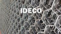 China Corrosion Resistant Hexmesh for Industrial Furnace Linings for sale