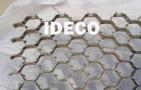 China Strength Stainless Steel Pipeline Hexmesh Corrosion Resistant Hexsteel for Large Furnace Structures for sale