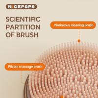 China Liquid Storage Smooth Foam ＆ Baby Bath Shampoo Brush Combination Product Food Grade Silicone Soft Cleaning Maassage for sale