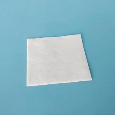 China 5x6cm Square Cosmetic Cotton Pads 100% Pure Cotton Nonwoven for Makeup Removal and Personal Care for sale