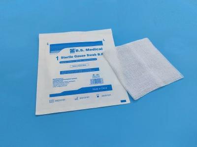 China High Quality Disposable Wound Dressing Absorbent 100% Cotton Gauze Swabs Pads With CE Certificate for sale