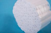 China Absorbent Medical Disposable Supplies Material Cotton Dental Cotton Roll for sale