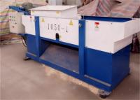 China One Axis 1700kg 300kg/H Wood Crusher Machine Wood Shavings Mill for sale
