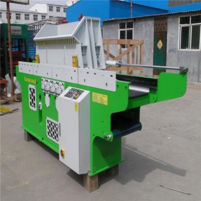 China Wood Shaving Machine Makes Shavings For Chicken Farms And Pet Bedding for sale