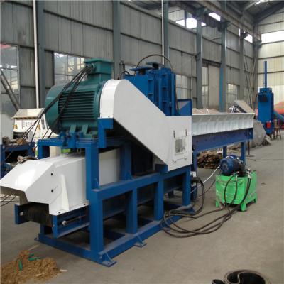 China Blue White 336pcs Cutter 4500kg Wood Sawdust Machine for sale