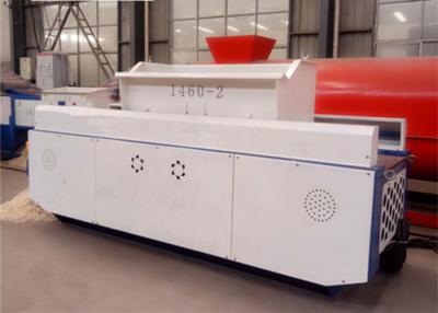 China Horizontal Type Wood Shaving Machine 800kg/h 14kw for sale