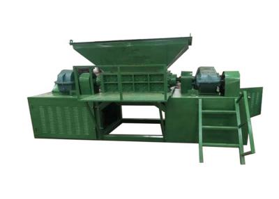 China Crushing Rubber Forklift Pallet Double Shaft Shredder for sale
