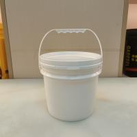 China Customizable Leakproof Plastic Toys Bucket White 5 Gal Bucket Heat Resistant for sale