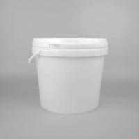 China Rust Resistant Large Round Plastic Paint Bucket 1.4mm Thickness for sale