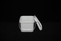 China Impact Resistant Food Grade Chemical Resistant Bucket With Stackable Lid for sale
