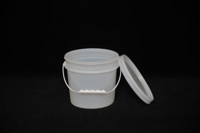 China Customized Transparent Plastic Bucket With Snap On Lid For Indoor And Outdoor Use for sale