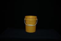 China Multi Purpose Metal Handled Lubricant Bucket For Easy Pouring for sale
