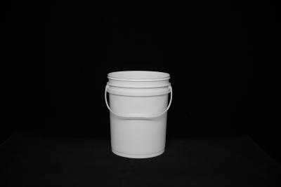 China Smooth Round Plastic Bucket With Seal Lid Lightweight Design For Easy Cleaning for sale