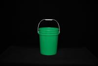 China Metal Handle Leakproof Plastic Paint Bucket With Snap On Lid for sale
