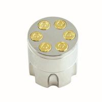 China Zinc Alloy Herb Grinder 42mm 3 Piece Magnetic Lid Large Capacity Handmuller for sale
