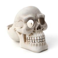 China Customized Skull Shaped Resin Ashtray 140*90*110mm Black White for sale