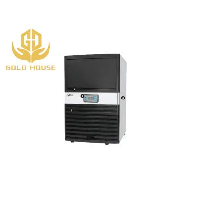 China Compact Fully Foamed Copper Tube Air Cooled Ice Maker With Low Ice Temperature for sale