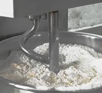 China 100L Bakery Commercial Equipment Spiral Dough Kneading Mixer 100/200R Per Min for sale