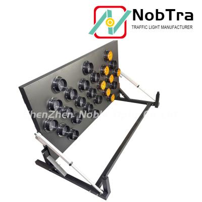 China LED Arrow Board Traffic Signs with 7 Sequential Work Status and Wireless Control for sale