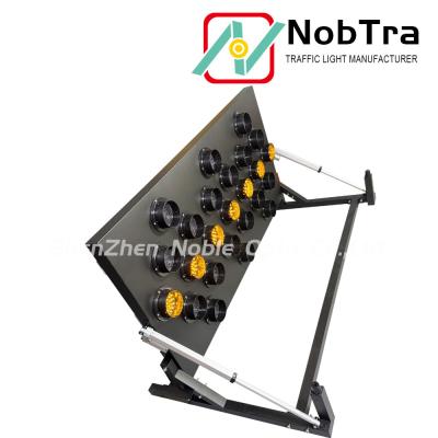 China 12 Or 24VDC Wireless Remote Control LED Arrow Boards with 1000 Meters Visible Range for Traffic for sale