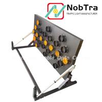 China VIP 25-Lamp Bright Solar/Battery Powered LED Arrow Traffic Board with Wireless Remote for sale