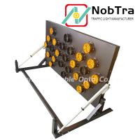 China Solar/Battery Powered Wireless LED Arrow Board with 25 Lamps, 12 Working Modes and 500m Visibility for sale