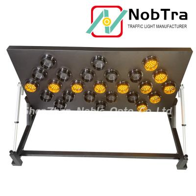 China 13 Kinds Of Working Mode LED Arrow Board With Trucked Mounted For Road for sale