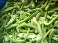 China New Seasons IQF Frozen Fresh Green Bell Pepper Strip Frozen vegetables for sale