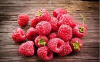 China Premium Quality IQF (Individually Quick Frozen) Strawberries Fruit Frozen Fruits for sale