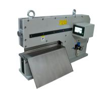 China Adjustable Gap PCB V Cut Machine For Different PCB Thicknesses And Components for sale