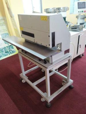 China GMC L780mm Motorized Linear Blade PCB V Cut Machine / Pcb Shear Cutter for sale