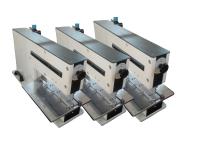 China Guillotine Type Pneumatic PCB Cutting Machine With Two Sharp Linear Blades for sale