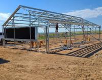 China Multi-Span Commercial Greenhouse with End Floral Sightseeing and Striped Glass Terrace for sale