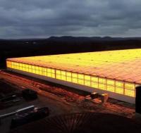 China Hydroponics Glass Greenhouse with Shading Screen System Package Gross Weight 80.000kg for sale