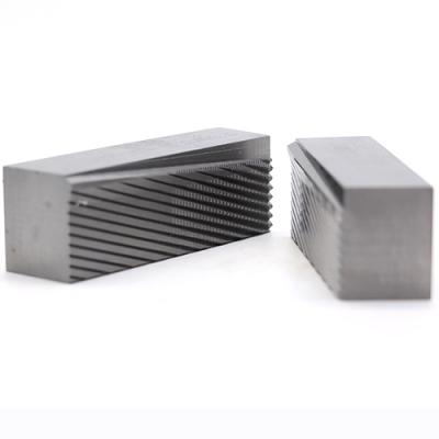 China DC53 Thread Rolling Dies for Self Tapping Screw Making Molds 90x25x25mm for sale