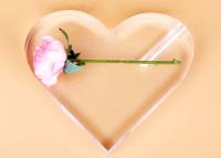 China Clear Heart Shape Acrylic Display Stands Roses Love Frame Tabletop Rack For Desktop for sale