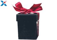 China Custom Luxury Clear Acrylic Flower Box 9 * 9 * 15cm 7 * 7 * 10cm Light Weight for sale