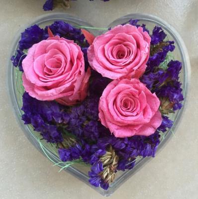 China Transparent Acrylic Storage Box Flower Container Gift Luxury Packaging Heart Shaped for sale