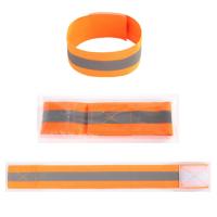 China EN471 Certified Reflective Elastic Bands 30-42cm Custom Sizes for Outdoor Safety and Promotional Use for sale