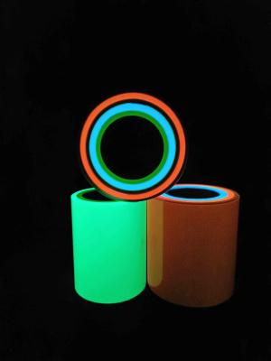 China 1 Inch Anti-Slip Glow in Dark Reflective Tape - 2-8 Hour Luminescence, 0.61-1.24m Width, PET Safety Film for sale
