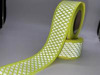 China Polyester Reflective Fabric Roll 500 Cd/lux.m² Flame Retardant 140cm x 100m Industrial Safety Material for sale