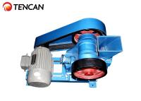 China Small Movable Lab Powder Crusher Machine , Jaw Crusher Machine for Stone / Rock Crushing for sale