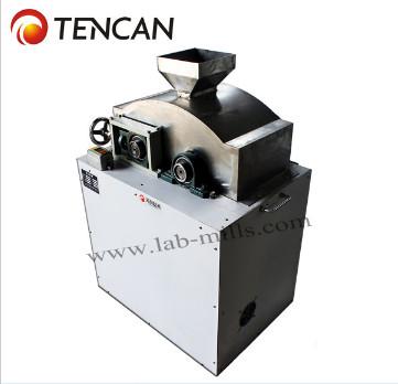 China 1.5KW 300 KGS/Hour Double Roller Crusher For Ore LimestoneCoal Corundum for sale