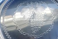 China 45cm Wholesale silver round serving tray for wedding checkered metal food tray platter stainless steel round food plate for sale